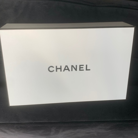 CHANEL | Other | Chanel Gift Box | Poshmark